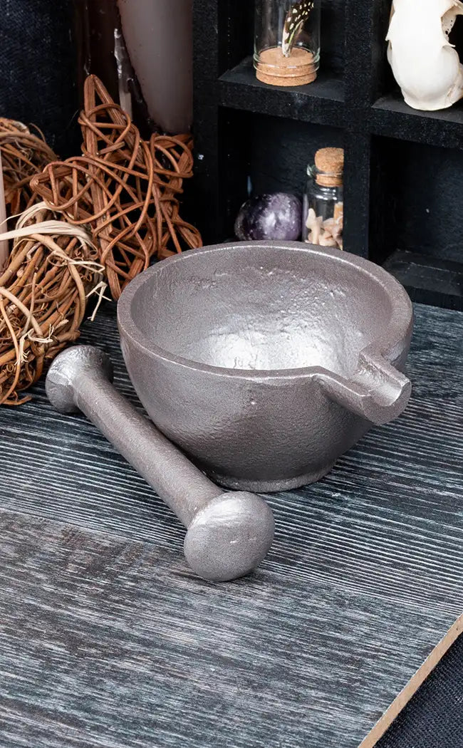 Silver Mortar & Pestle with Pourer