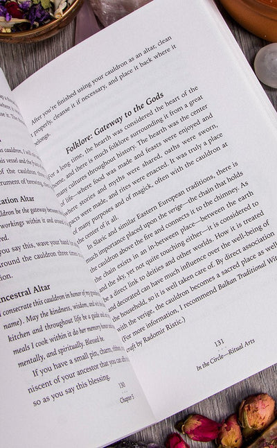 The Witch's Cauldron: The Craft, Lore and Magick of Ritual Vessels by ...