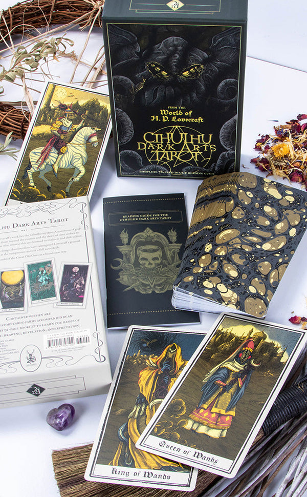 Cthulhu Dark Arts Tarot Deck