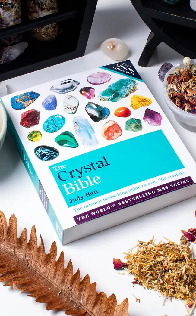 The Crystal Bible: Volume 1 by Judy Hall